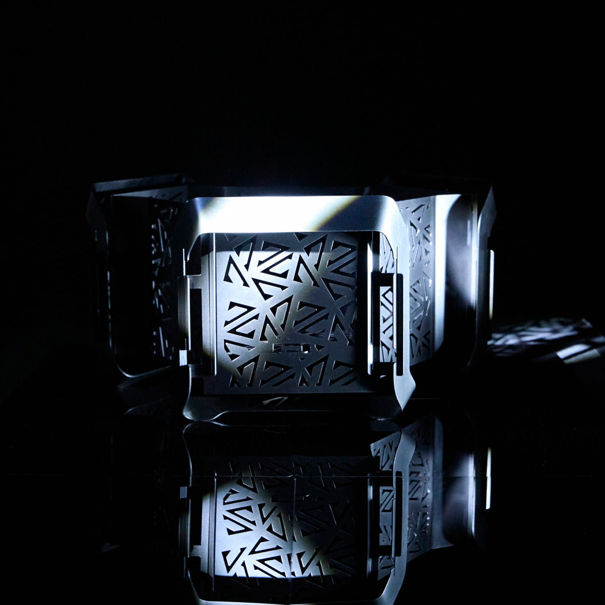 GRAYSCALE STUDIO ONLINE STORE